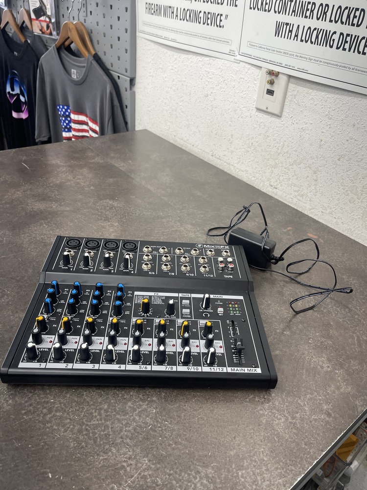 MACKIE MIX 12 FX 12 CHANNEL COMPACT MIXER W/ EFFECTS | Lambert Pawn Shop