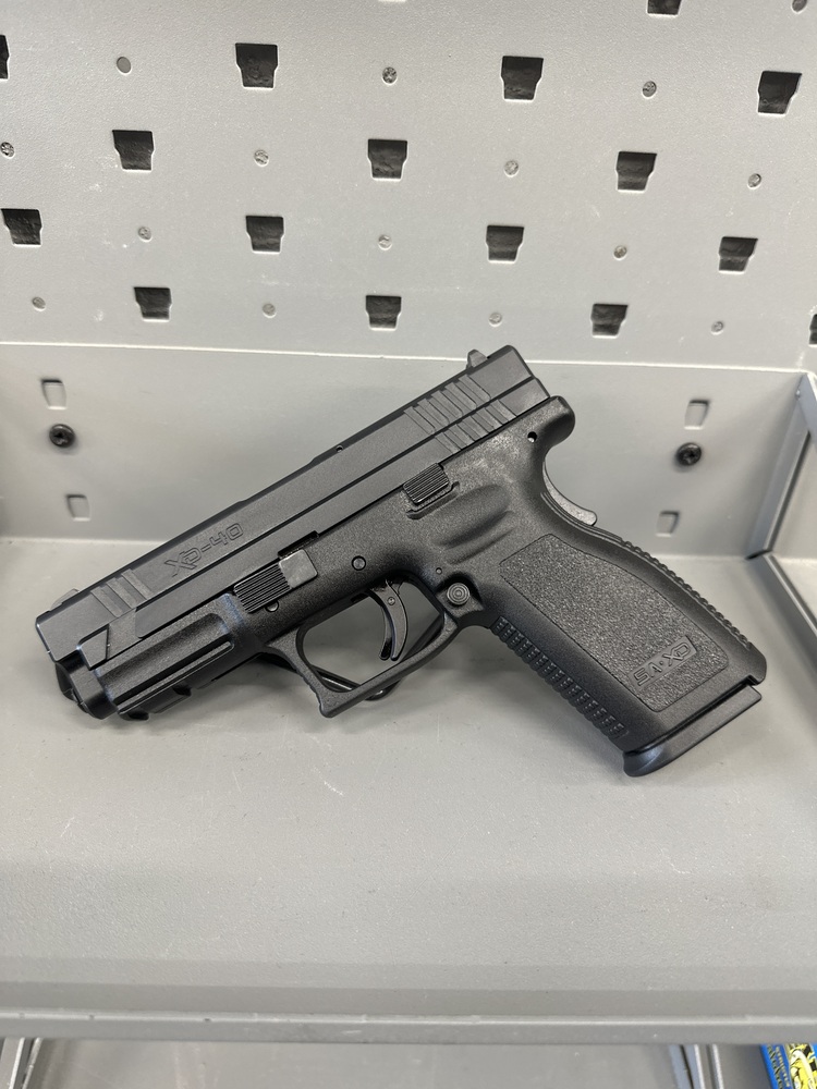 SPRINGFIELD ARMORY XD40 .40S&W SEMI AUTO PISTOL | Lambert Pawn Shop