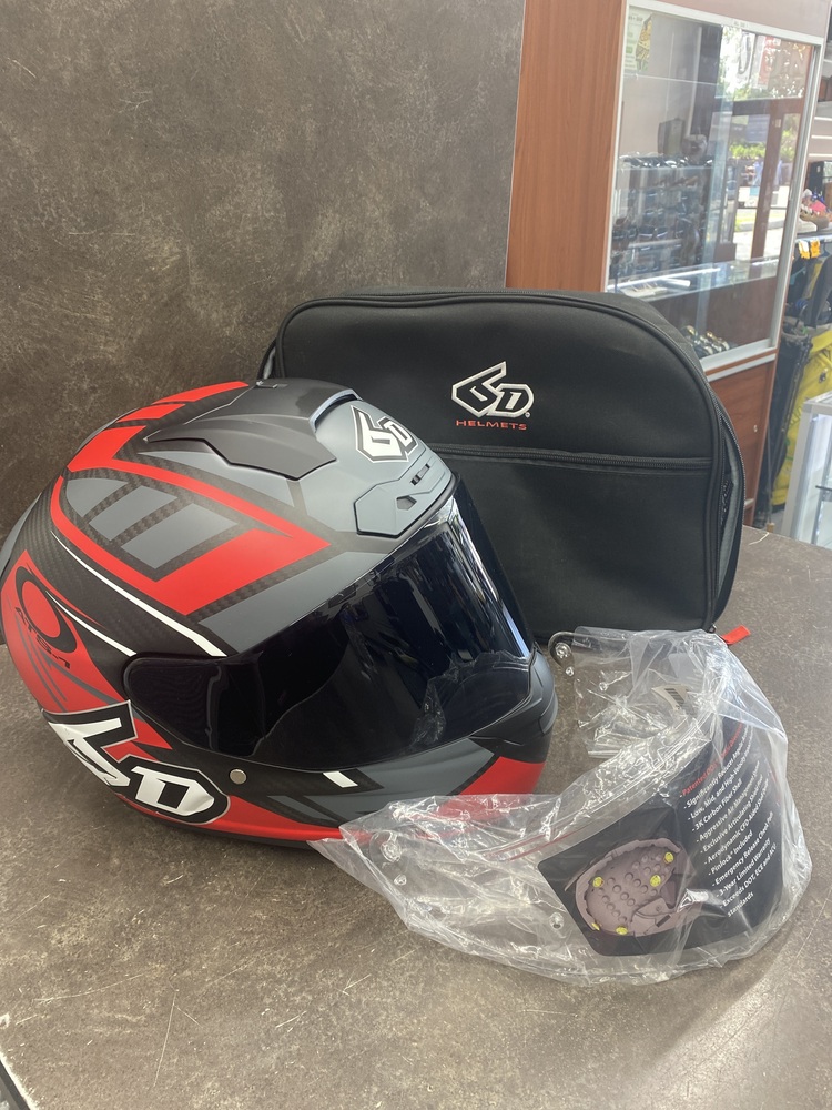 6D ATS-1 ROGUE MENS XL HELMET WITH XL ALPINE STARS AND BLACK SOFT CASE ...
