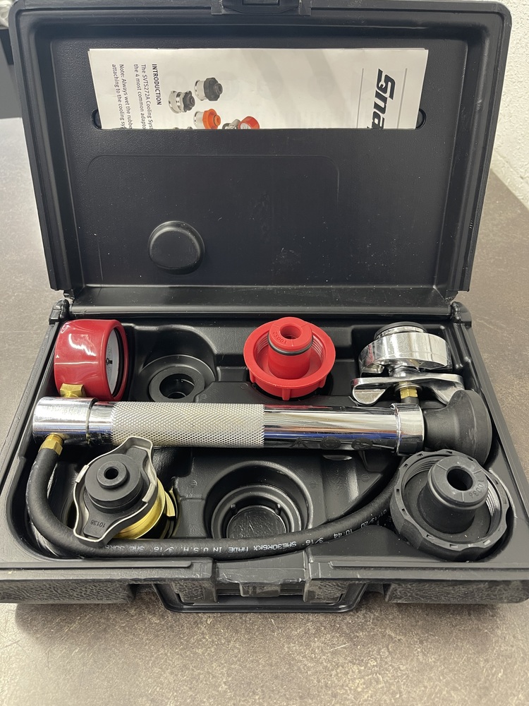 Snap-on Coolant System Pressure Tester Kit SVTS272A | Lambert Pawn Shop
