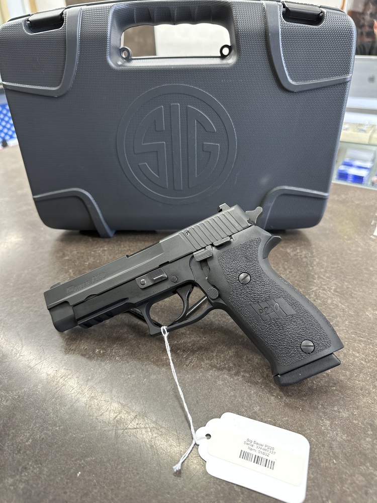 SIG SAUER P220 .45acp | Lambert Pawn Shop