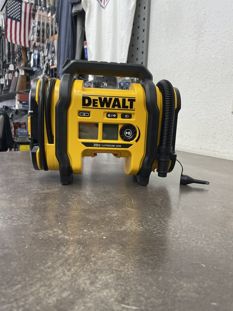 DEWALT DCC0201B 20V MAX CORDED/CORDLESS AIR INFLATOR TOOL ONLY ...