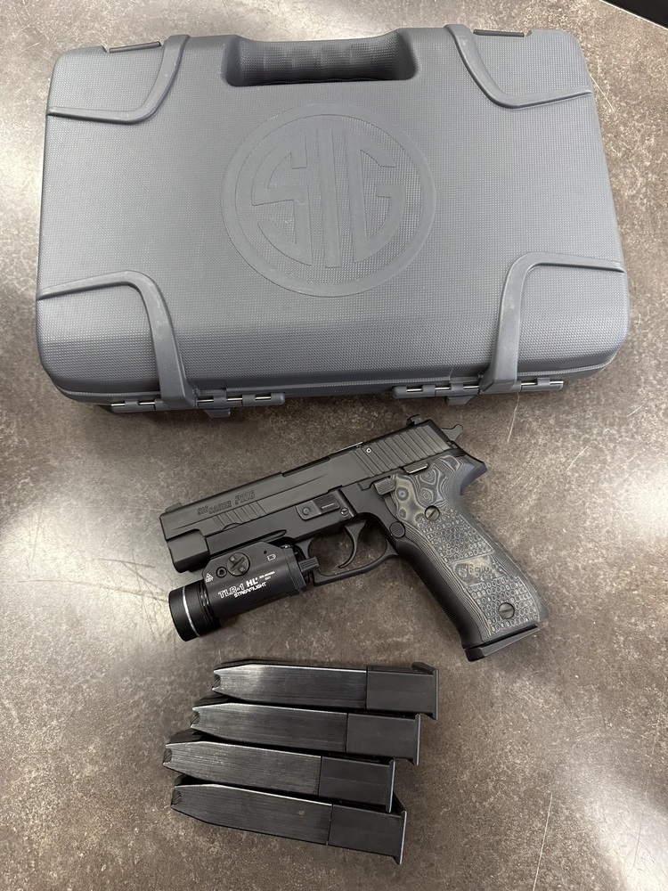 SIG SAUER P226R-XTM-BLKGRY-CA | Lambert Pawn Shop