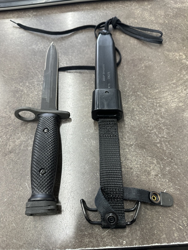M10 BAYONET KNIFE WITH A BLACK SHEATH | Lambert Pawn Shop