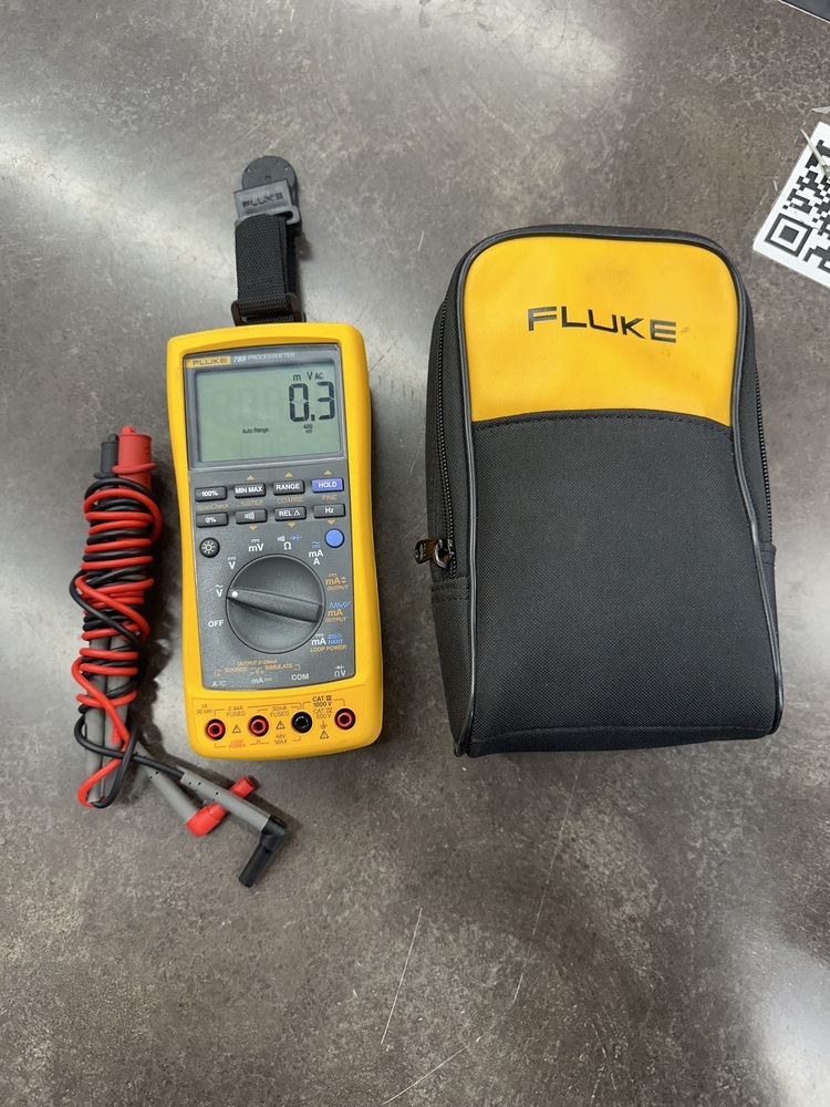Fluke 789 Process Meter Loop Calibrator Multi-Meter w/ Leads | Lambert ...