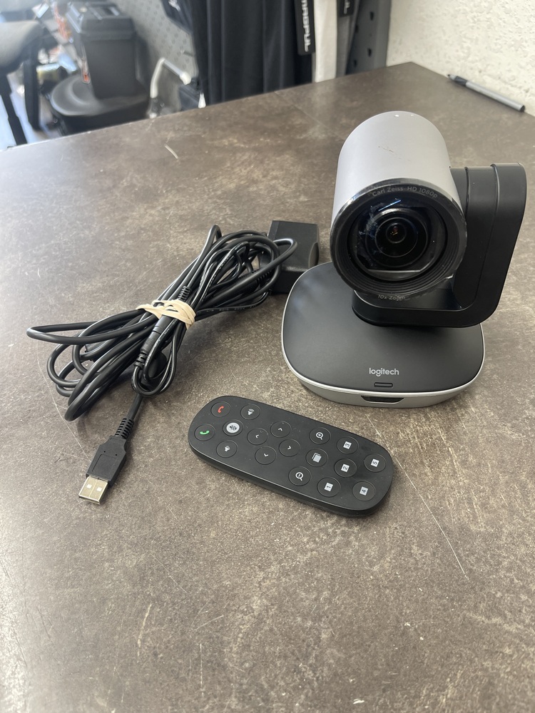 LOGITECH V-U0032 VIDEO CONFERENCE CAMERA 1080P | Lambert Pawn Shop