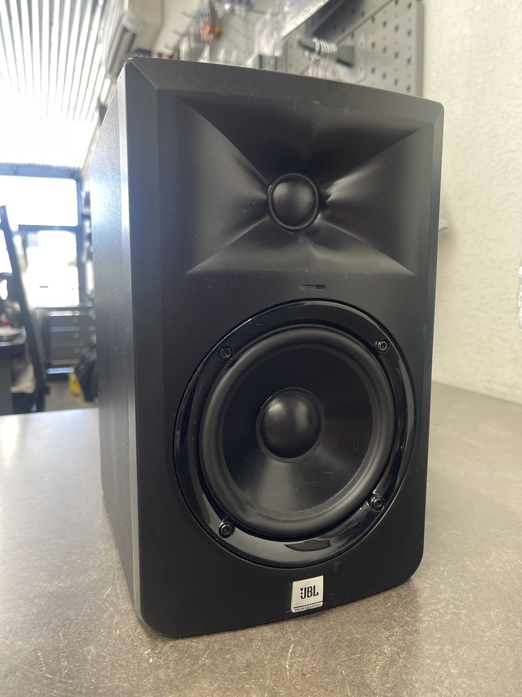 JBL PROFESSIONAL SERIES 3 LINEAR SPATIAL REFERENCE (LSR305) | Lambert ...