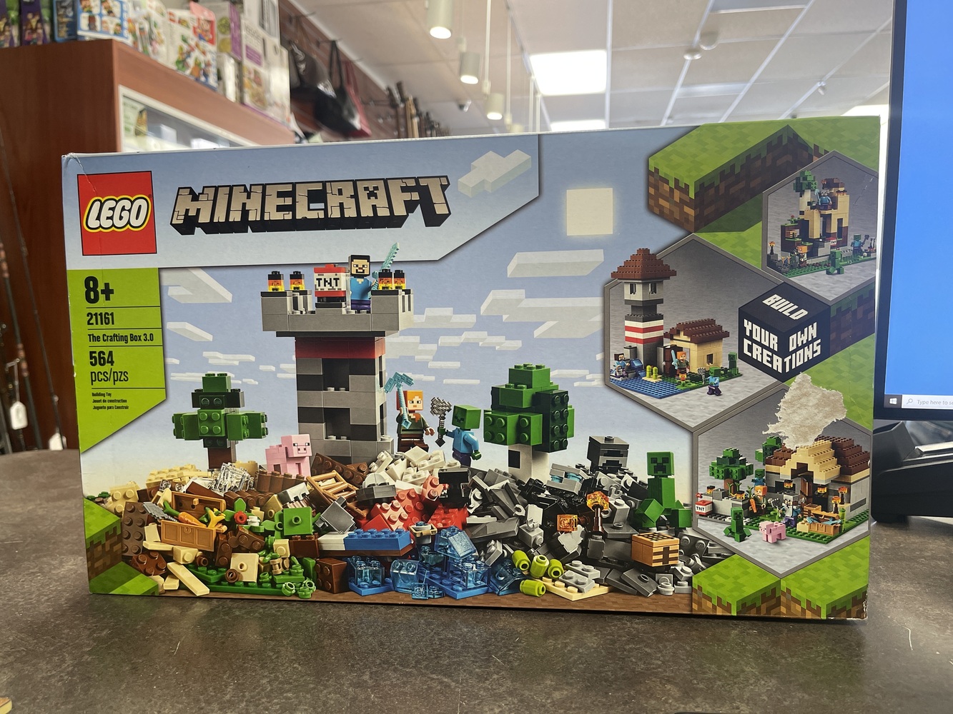 LEGO MINECRAFT THE CAFT BOX 3.0 MINECRAFT CASTLE AND FARM BUILDING SET ...